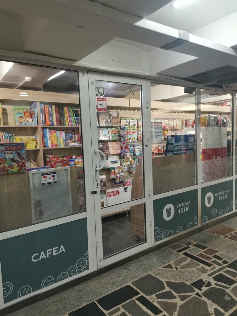 Gazete bayi Good News, Kişinev, foto