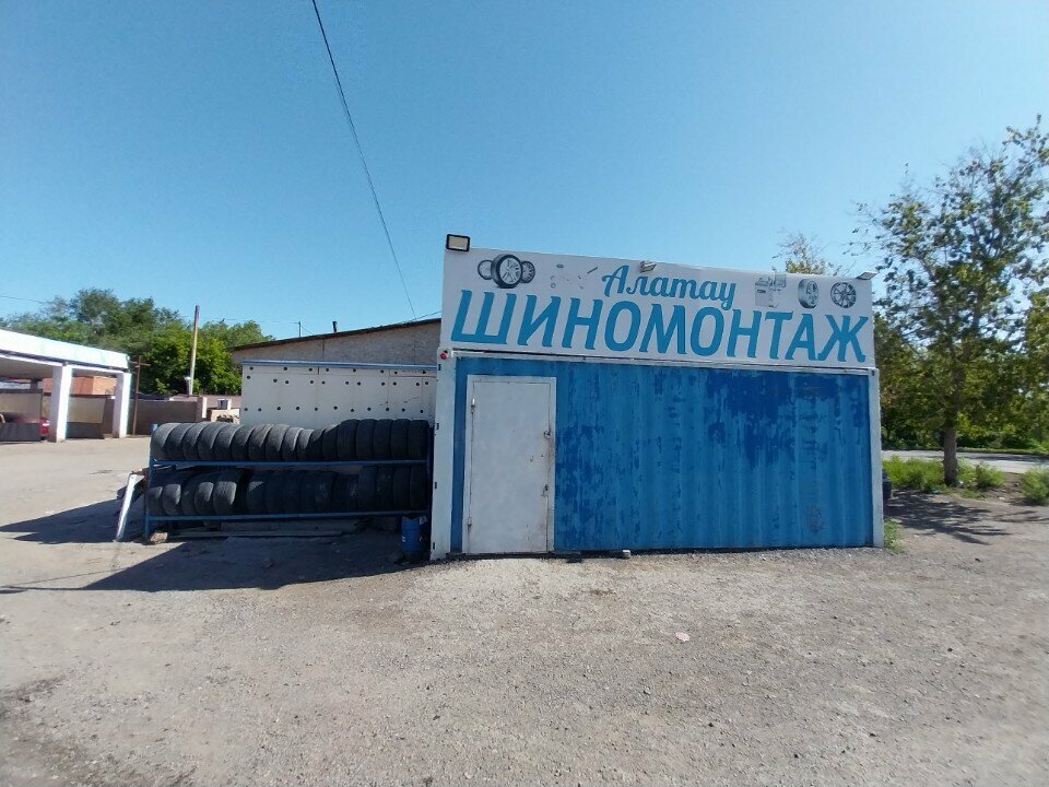 Oto lastik tamiri Tire Fitting, Astana, foto
