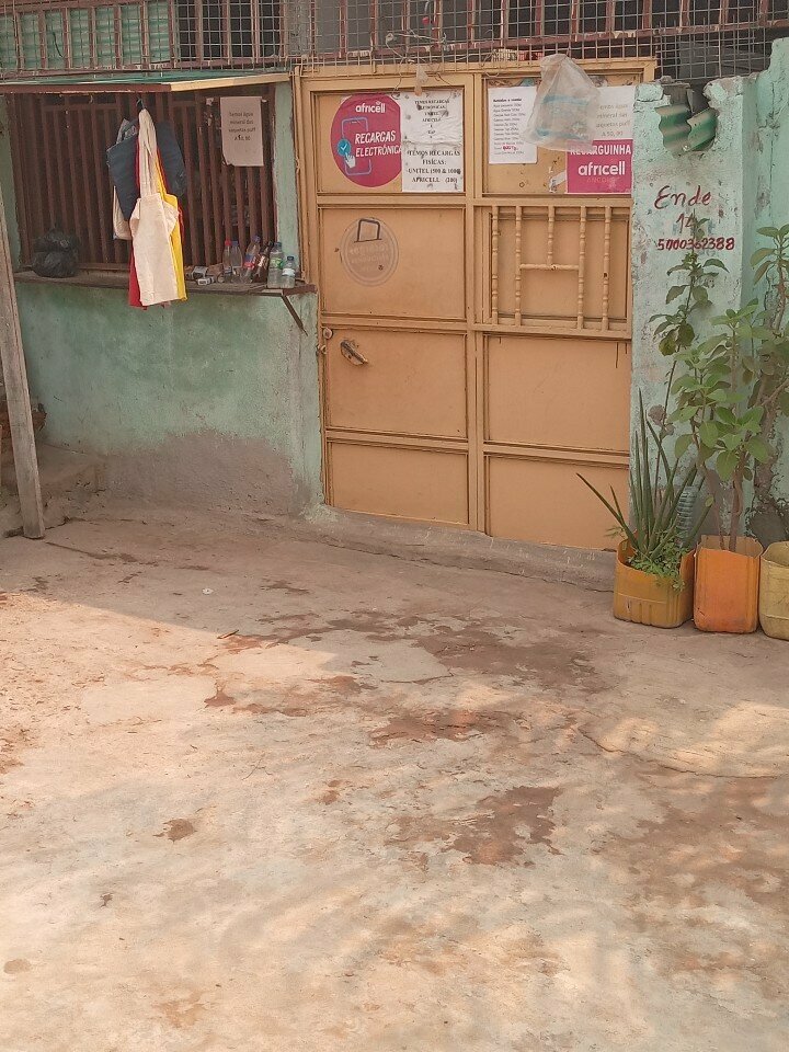 Cep telefonu ve aksesuarları satış mağazaları Venda De Recargas, Loanda, foto