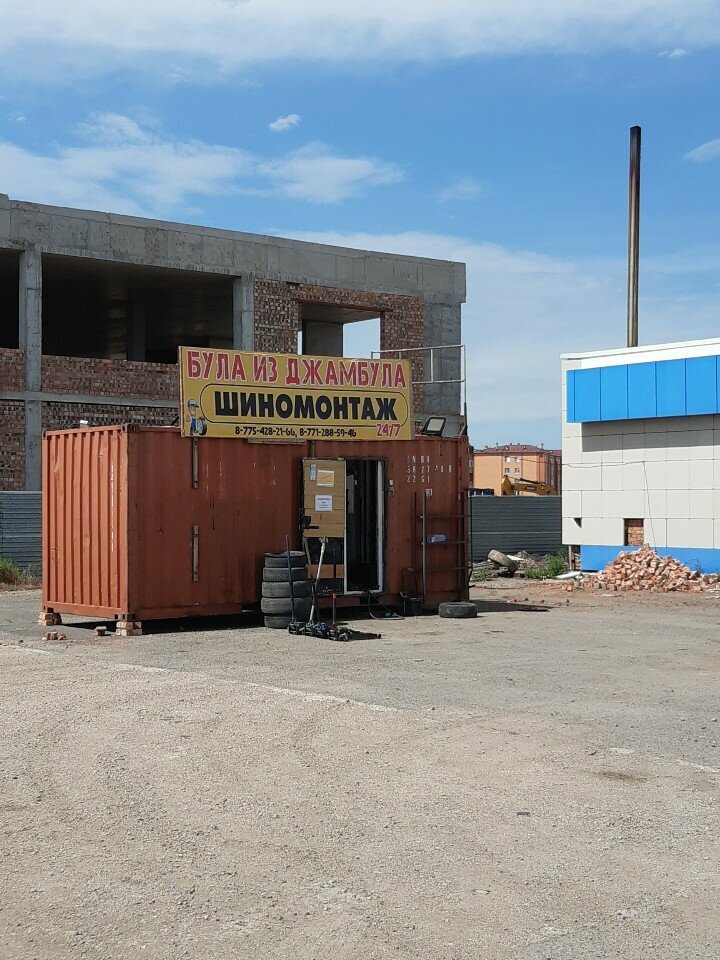 Oto lastik tamiri Bula iz Dzhambula, Akmola eyaleti, foto