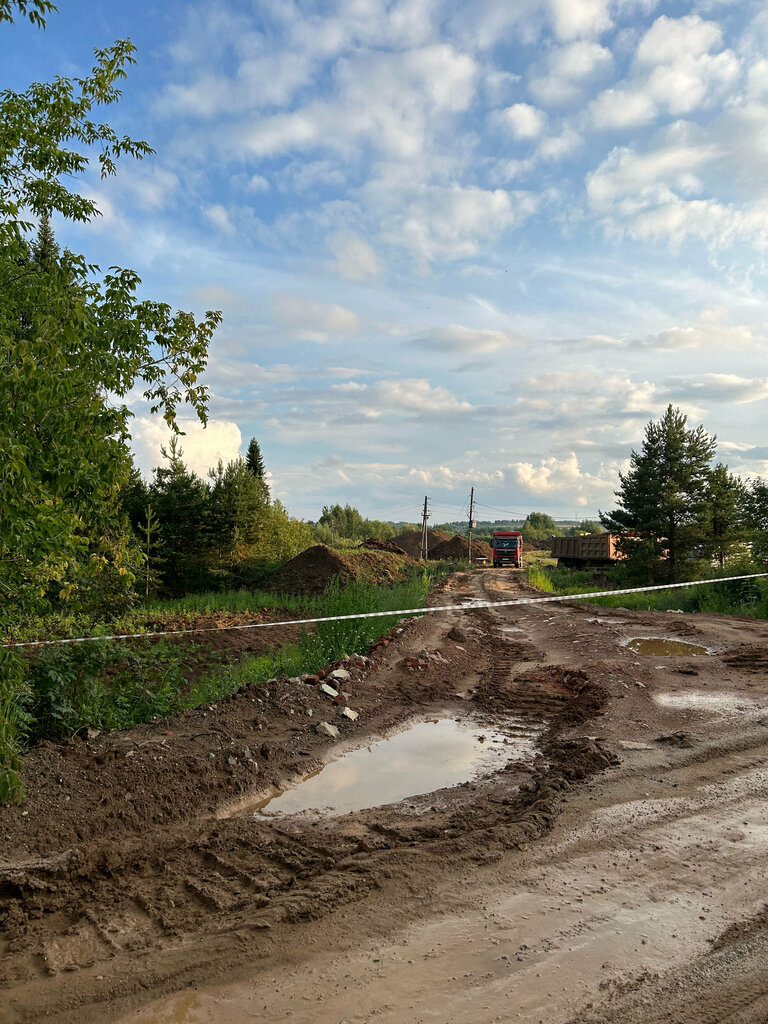Madencilik işletmeleri Песчаный карьер Подозёрье-3, Kirovskaya oblastı, foto