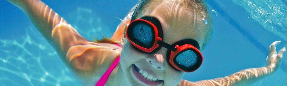 Spor kulüpleri İzmir Yüzme Kursu, İzmir, foto