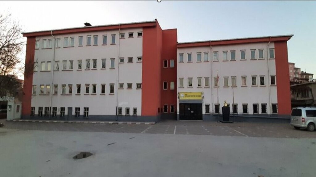 Eğitim merkezleri Mesleki Eğitim Merkezi, Niğde, foto