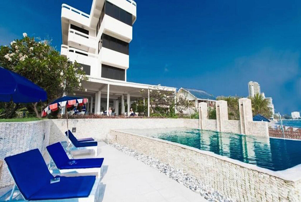 Otel Nern Chalet Beachfront Hotel, Dünya, foto