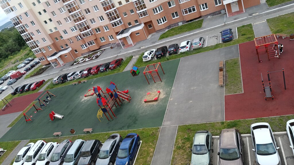 Konut blokları ZhK Koltsovsky dvorik, Yekaterinburg, foto