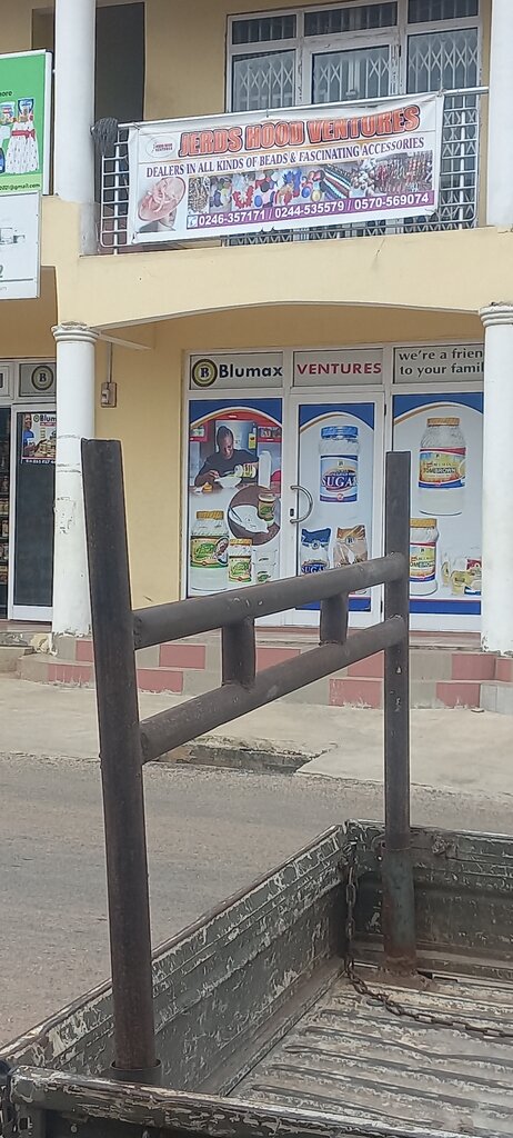 Moda evleri Jerds hood ventures, Dünya, foto