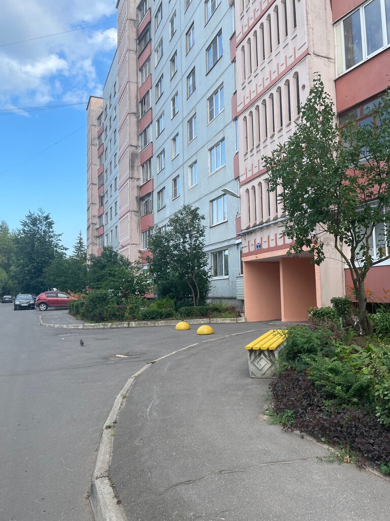 Ayakkabı tamiri Masterskaya po remontu obuvi i izgotovleniyu klyuchey, Velikiy Novgorod, foto