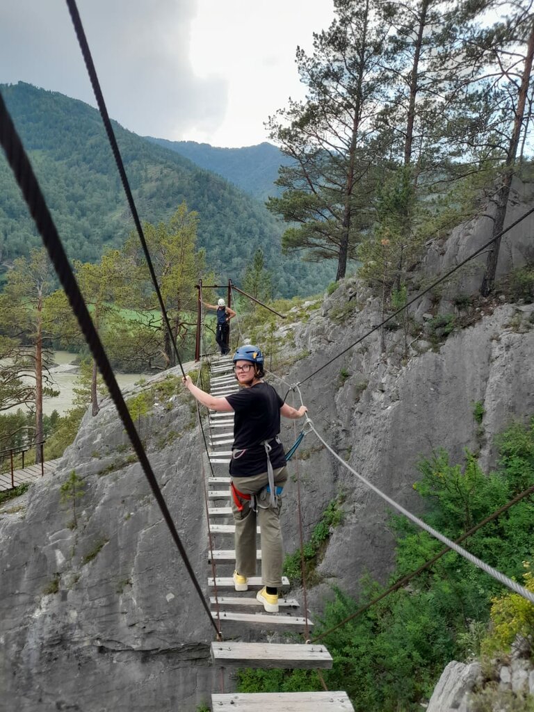 Atraksiyon Экстрим трасса Виа Феррата, Altay Cumhuriyeti, foto