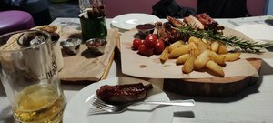 PizzaMania Barcelona (Rafijeva Street No:44, Minsk), kafe  Minsk'ten