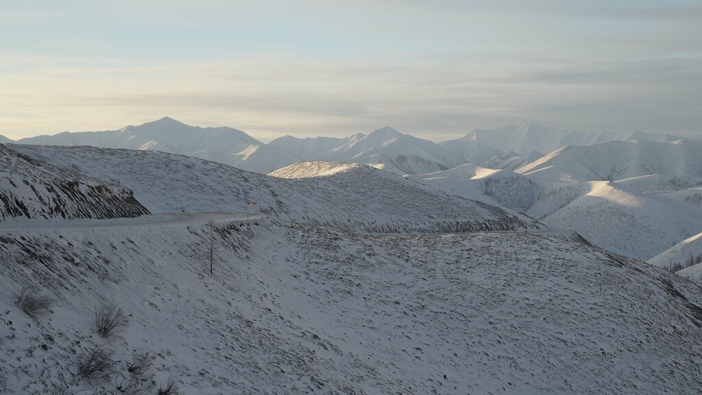 Dağ geçidi Перевал Большой Ольчан, Saha Cumhuriyeti (Yakutistan), foto