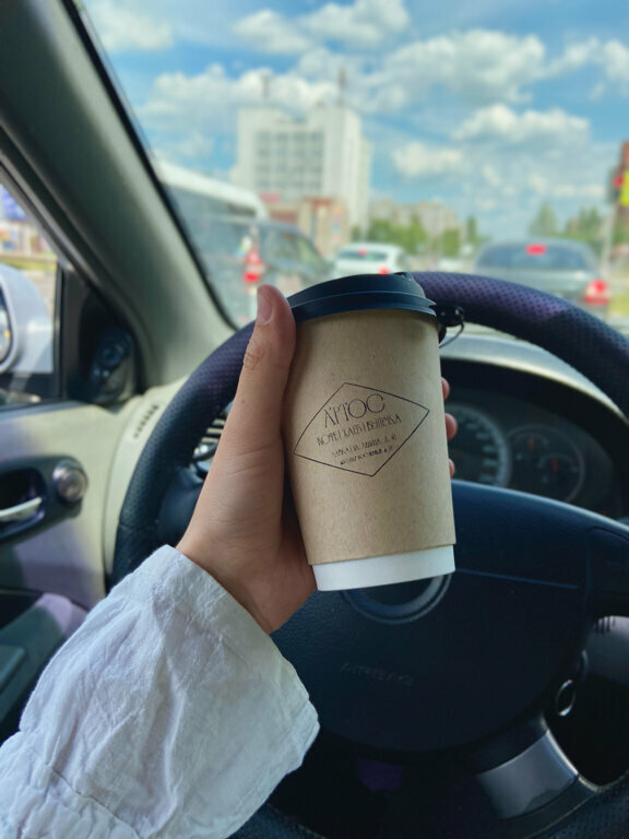 Kahve dükkanları А’ртос, Stariy Oskol, foto