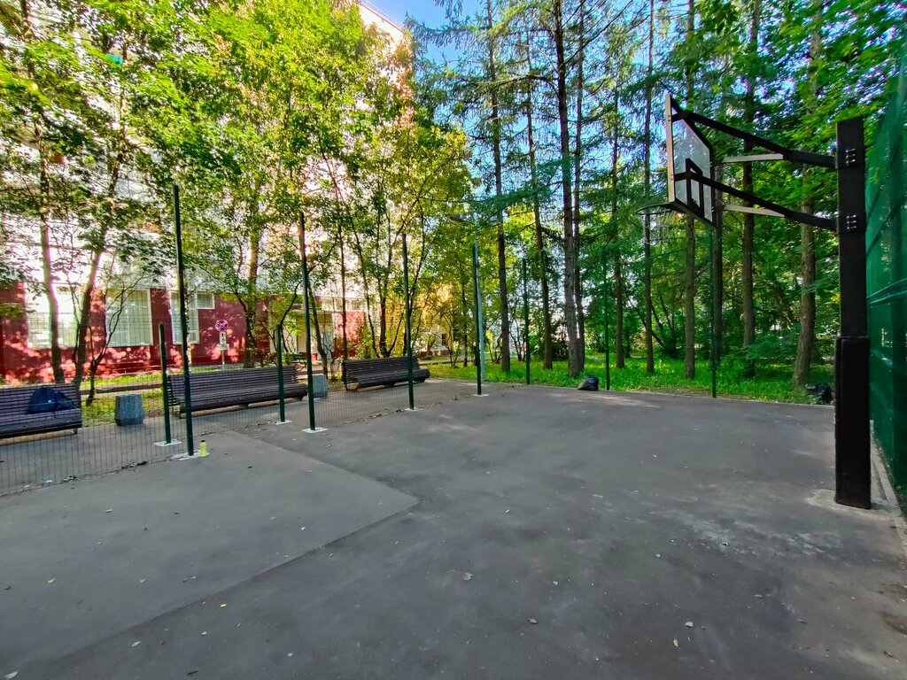 Spor alanı Баскетбольная Площадка, Zelenograd, foto