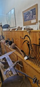 Mku Mugaysky muzey narodnogo obrazovaniya i bibliotechnogo dela (Oktyabrskaya ulitsa No:93, selo Mugay), müzeler ve sanat galerileri  Sverdlovskaya oblastından