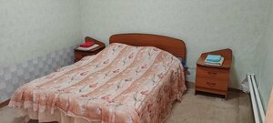 Guest house U Kota (ulitsa Zolina No:214, selo Klyuchi), otel  Permski krayından