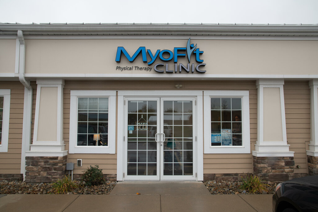 Tıp merkezleri ve klinikler Steward Family Medicine, Middlefield, Ohio Eyaleti, foto