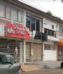 Perez Chapel (Lagos Avenue No:63), dini dernekler  Akra'dan