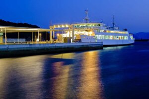 Season 2 (Kagawa Prefecture, Kagawa District, Town of Naoshima), otel