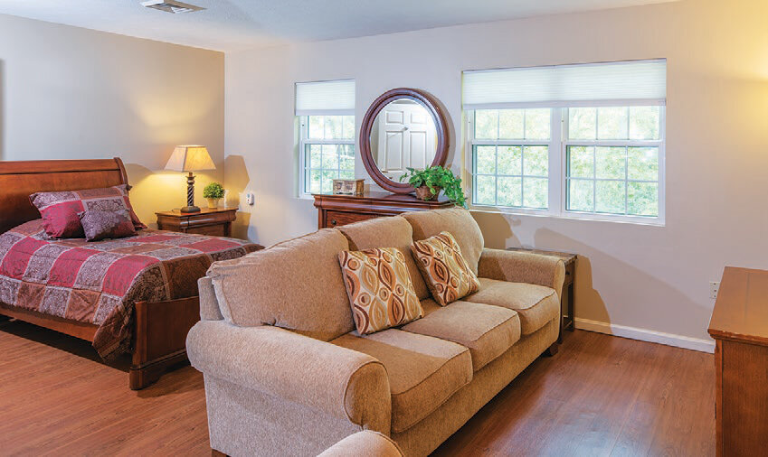 Evde tıbbi yardım Symphony at Olmsted Falls, Ohio Eyaleti, foto