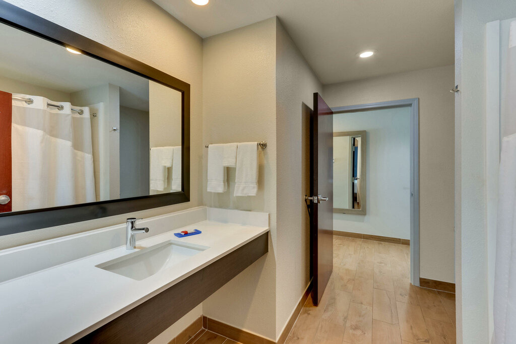 Otel Holiday Inn Express & Suites Columbus North, Missisippi Eyaleti, foto