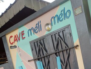 Cave meli melo (Brazzaville, Commune de Makélékélé, Avenue Bouéta Mbongo), bar  Brazzaville'den