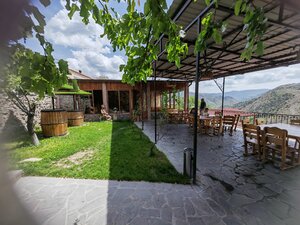 Commune (Kotayk Region, Garni village), restoran  Kotayk'tan