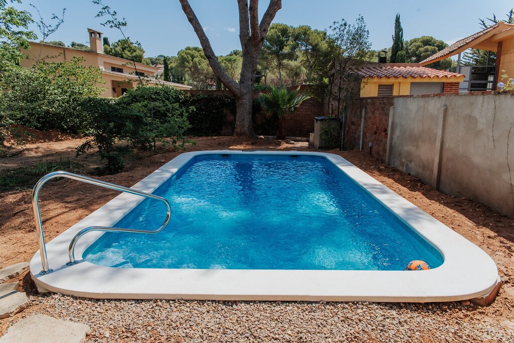 Yüzme havuzları Cuarzo Piscinas y Exteriores, Tarragona, foto