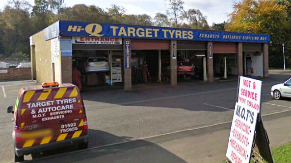 Jant ve lastikçiler Target Tyres, Glenrothes, foto