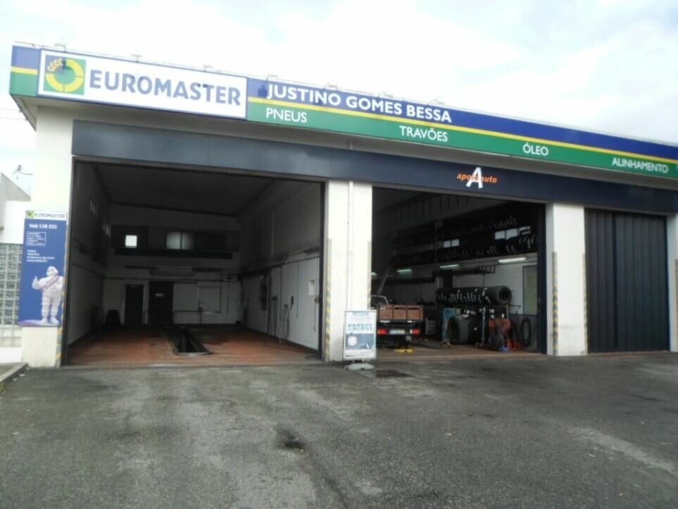 Jant ve lastikçiler Euromaster Justino Gomes Bessa, Lizbon İlçesi, foto