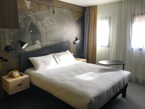 Ibis Styles Dreux Centre Gare (Rue du Bois des Fosses No:10, Vernouillet), otel  Dreux'den