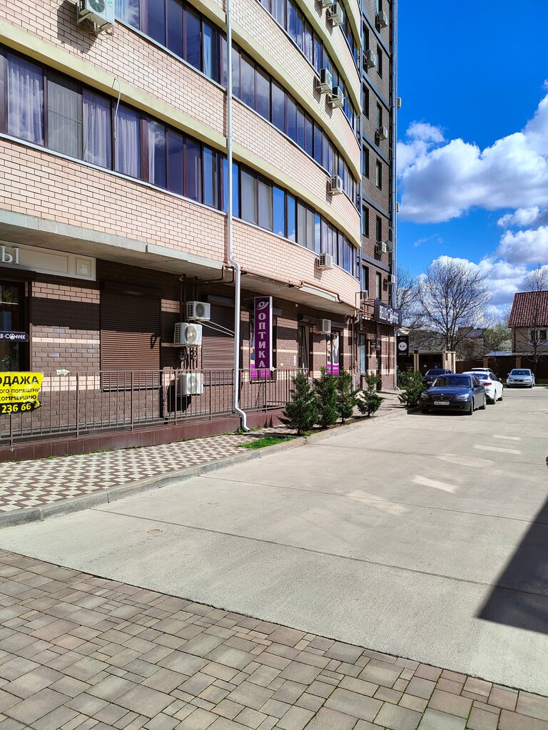 Optik Азалия, Goriaçi Kliuç, foto