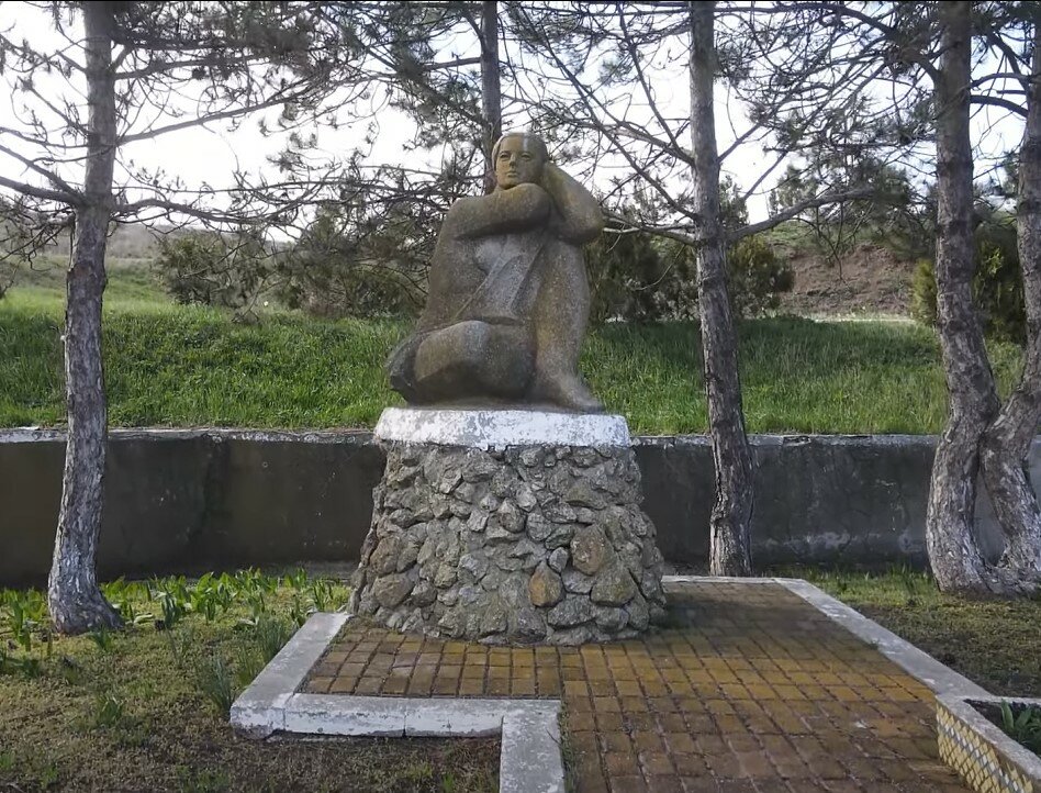 Park, sokak heykeli Женщины, Kırım Cumhuriyeti, foto