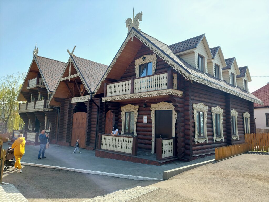 Müzeler ve sanat galerileri Русское подворье, Saratov, foto