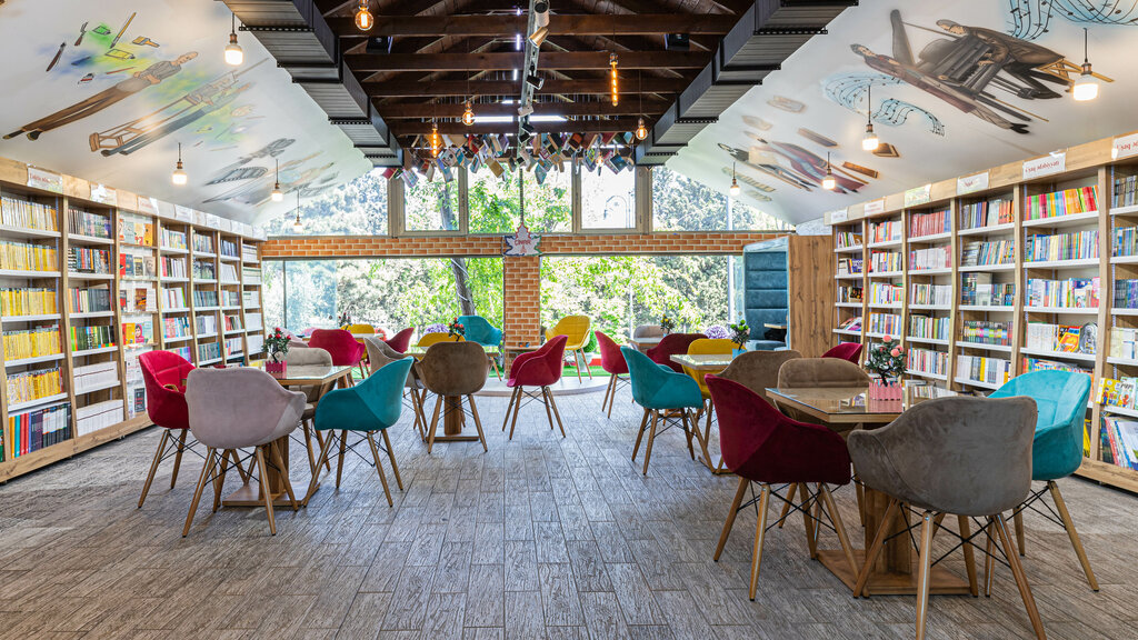 Kitap mağazaları Çinar Kitab Evi, Bakü, foto