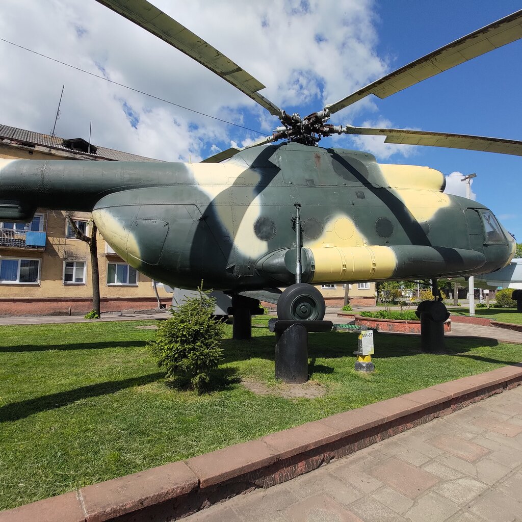 Teknoloji anıtı Вертолёт Ми-8Т, Sovetsk, foto