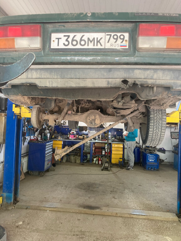 Otomobil servisi Автосервис, Veniov, foto