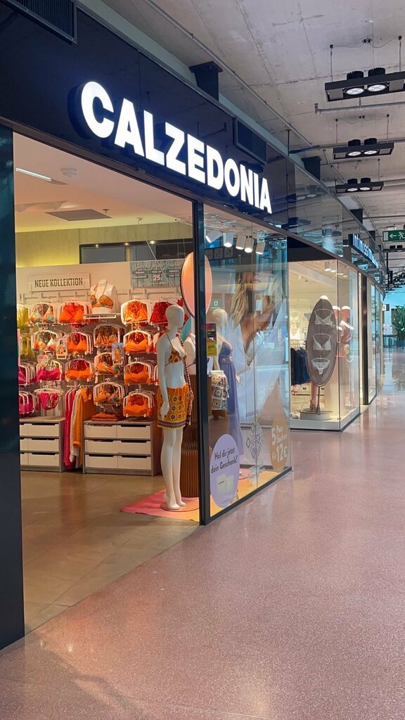 Giyim mağazası Calzedonia, Viyana, foto