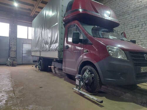 Otomobil servisi Service station for trucks, Baranavichy, foto