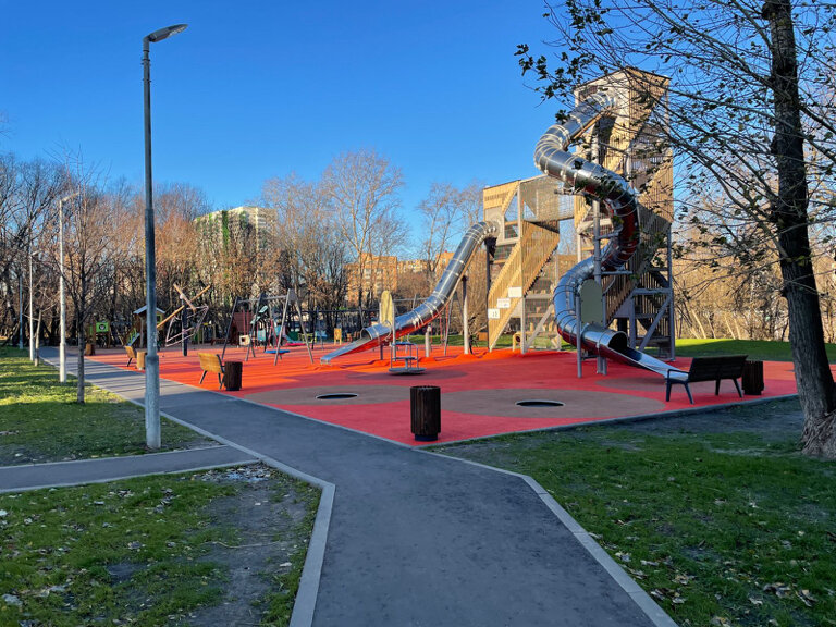 Oyun alanı Playground, Moskova, foto