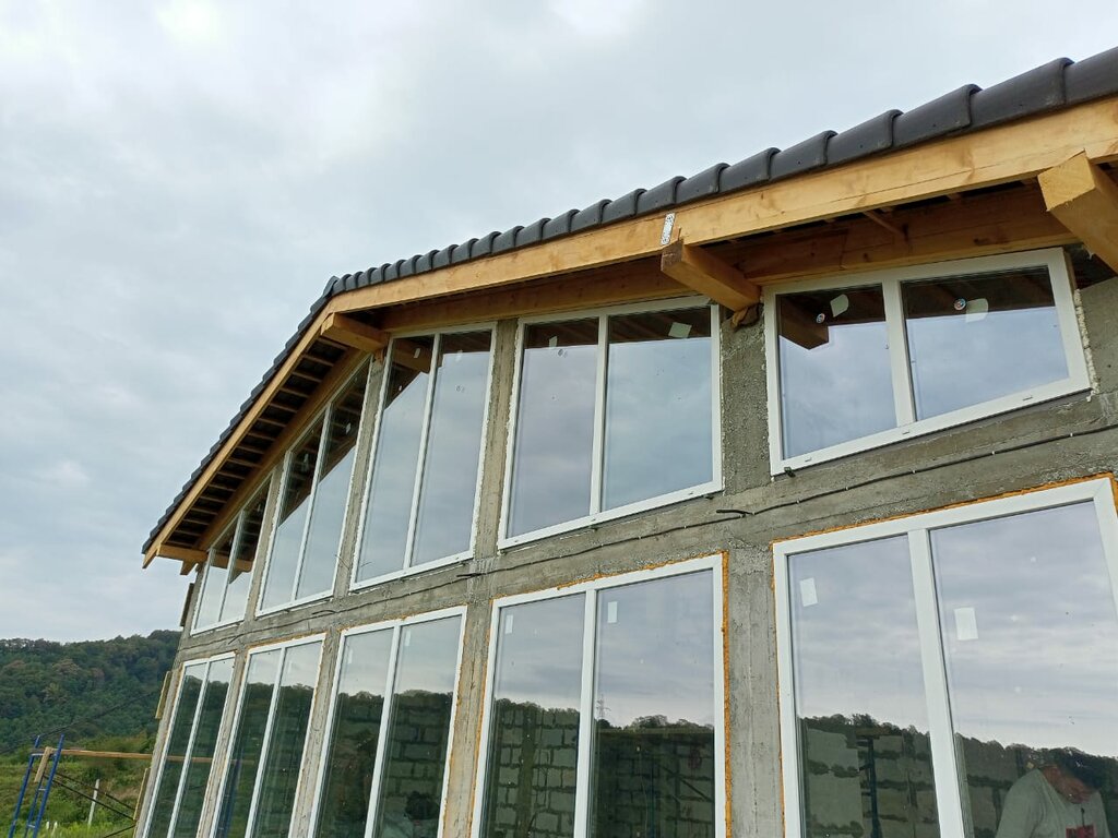 Pencere üretim, satış ve montaj firmaları Veka, Soçi, foto