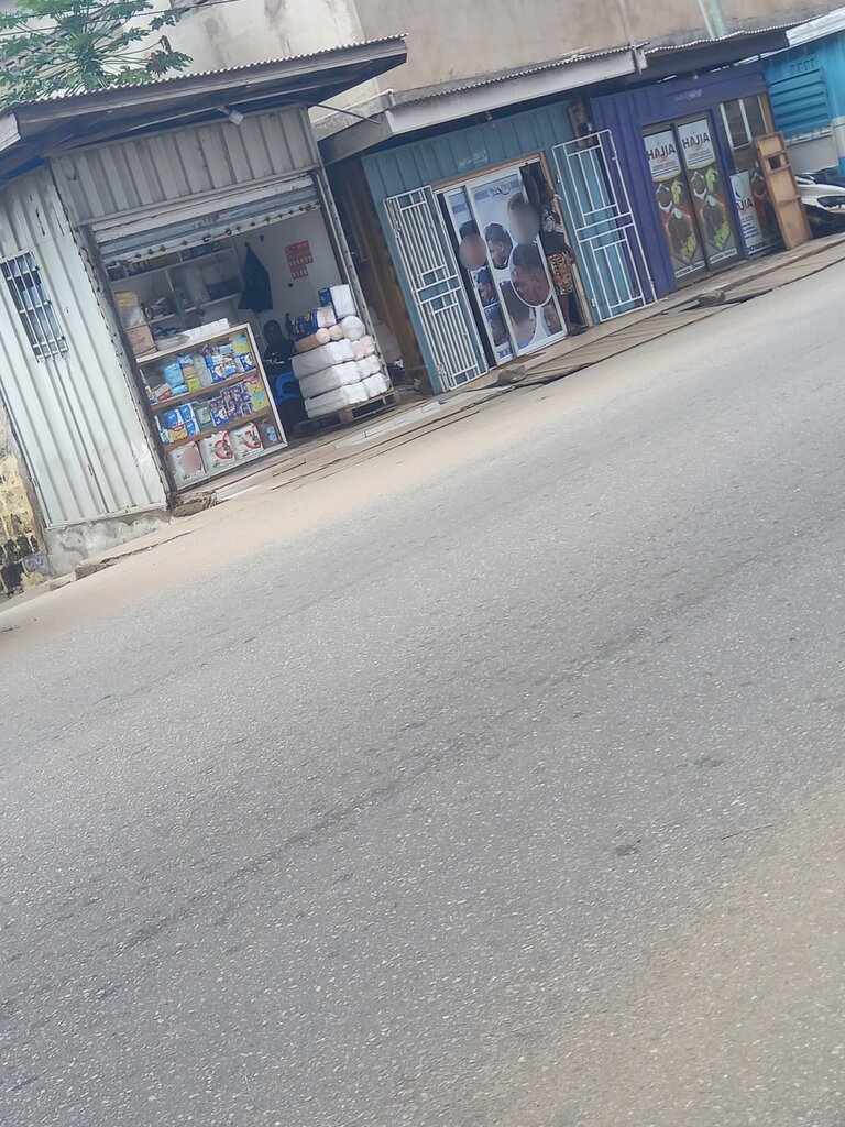 Kuaförler Mega Haircut, Dünya, foto