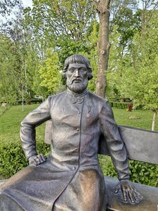 Купец Пётр Сапожников (Saratov Region, Volsk, Gorodskoy park), anıt, heykel  Volsk'tan