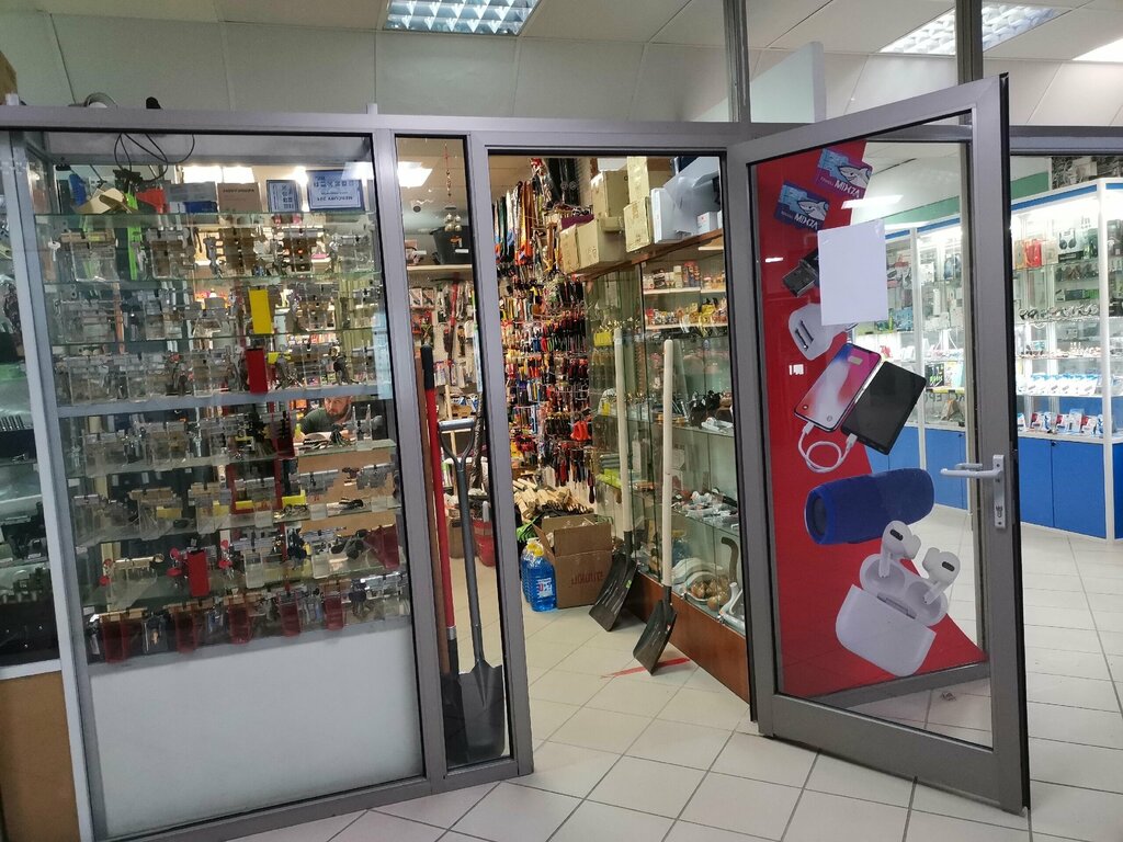 Anahtar ve kapı üreticileri Замки, Surgut, foto
