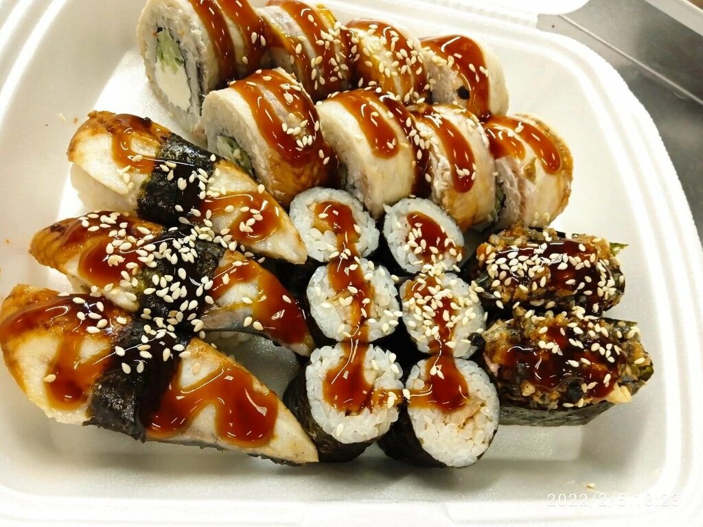 Suşi restoranı Sushi Whate Lux, Murino, foto