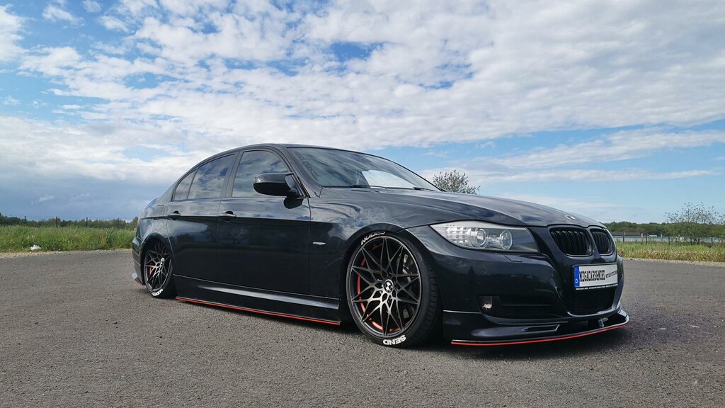 Otomobil camları MegaCars&More - Motorsporttechnik&Tuning, Aşağı Saksonya, foto