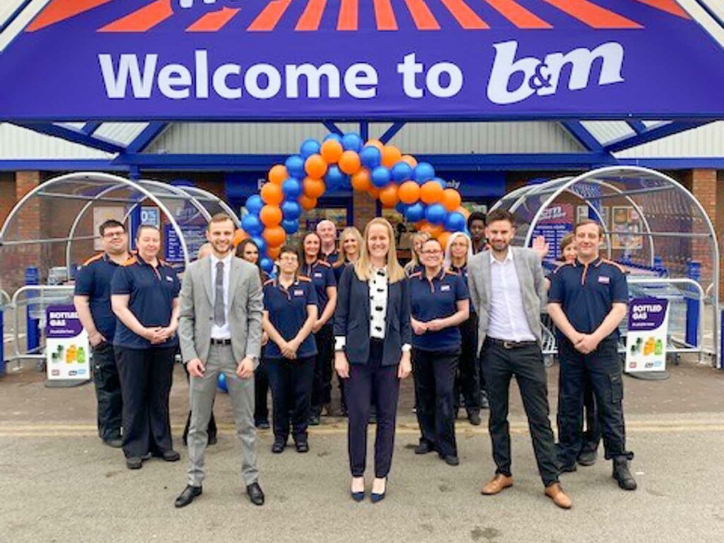 i̇ndirim ve fırsat sistemleri B&m Home Store with Garden Centre, Liverpool, foto