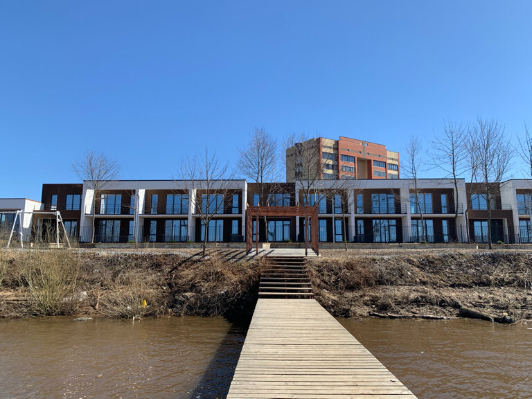 i̇skele Jetty, Dubna, foto