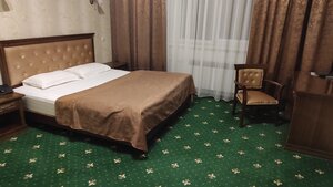 Garden (Tsvetochnaya ulitsa No:1А, derevnya Dudareva), otel  Tümen (Tiumenskaya) oblastından