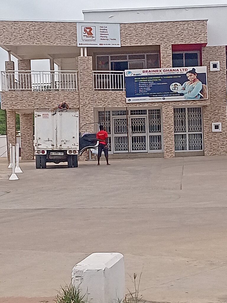 Güzellik salonu Revelation, Dünya, foto