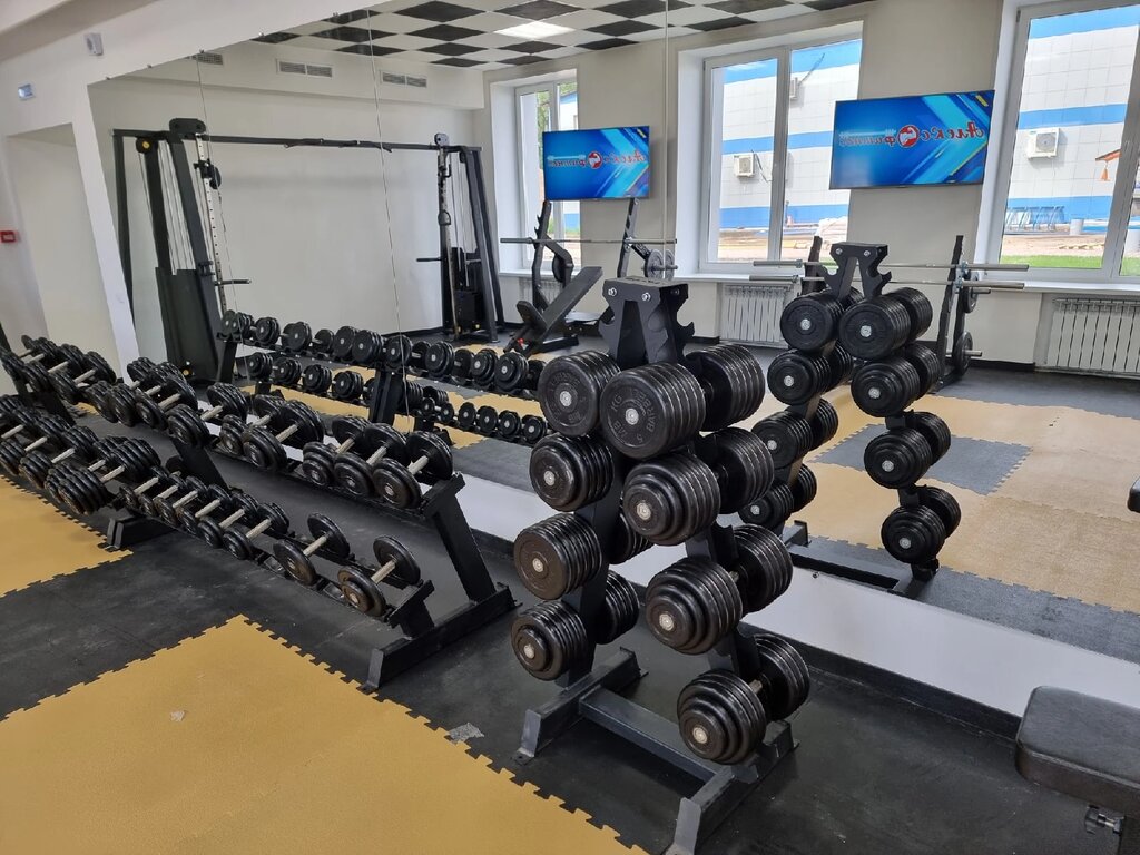 Spor ve jimnastik salonları Alex fitnes, Pestovo, foto