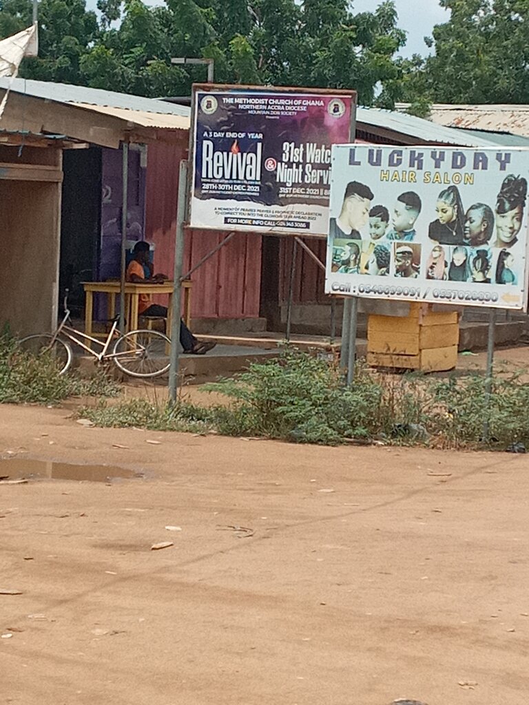 Güzellik salonu Luckyday hair saloon post, Dünya, foto